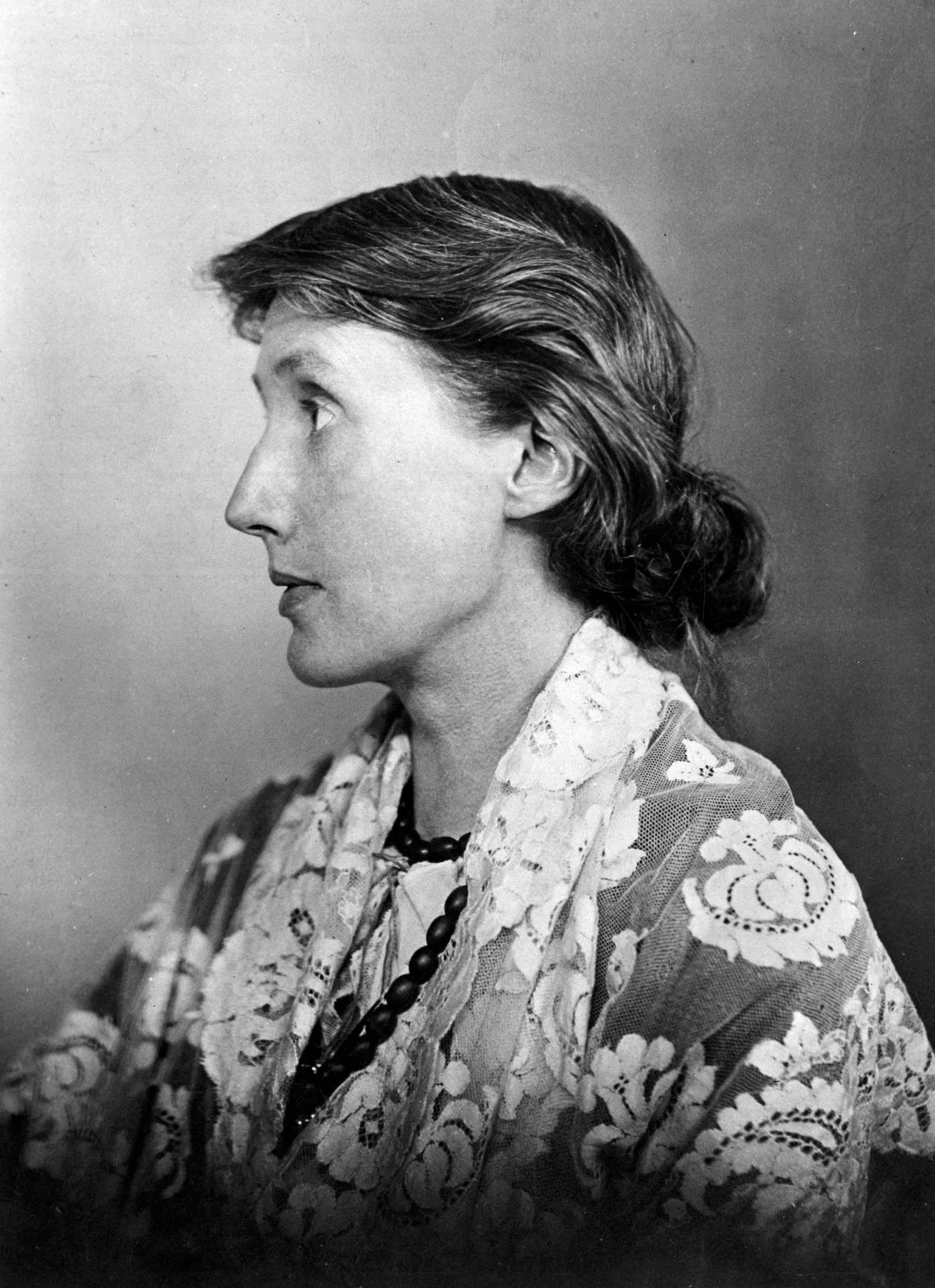 A feminilidade na obra de Sylvia Plath e Virginia Woolf - Piparote